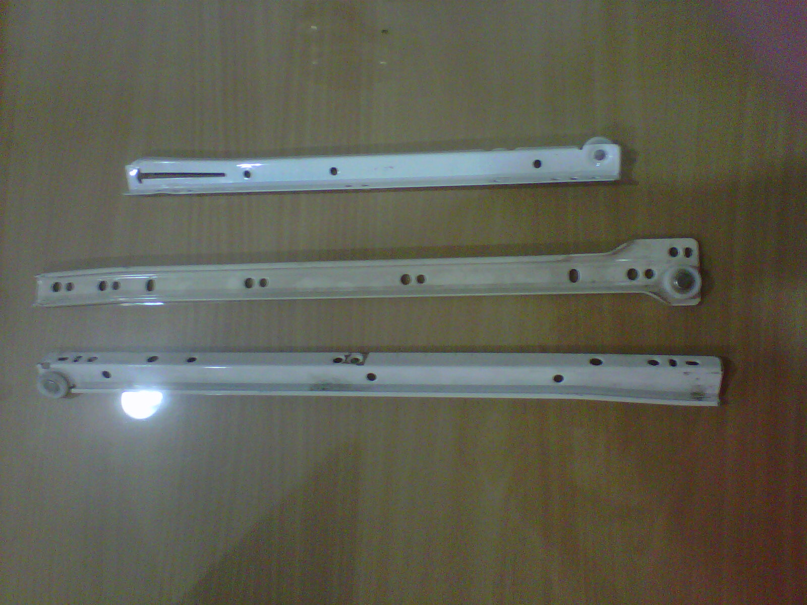 Rel Laci Drawer Runner - Lintang Fittings