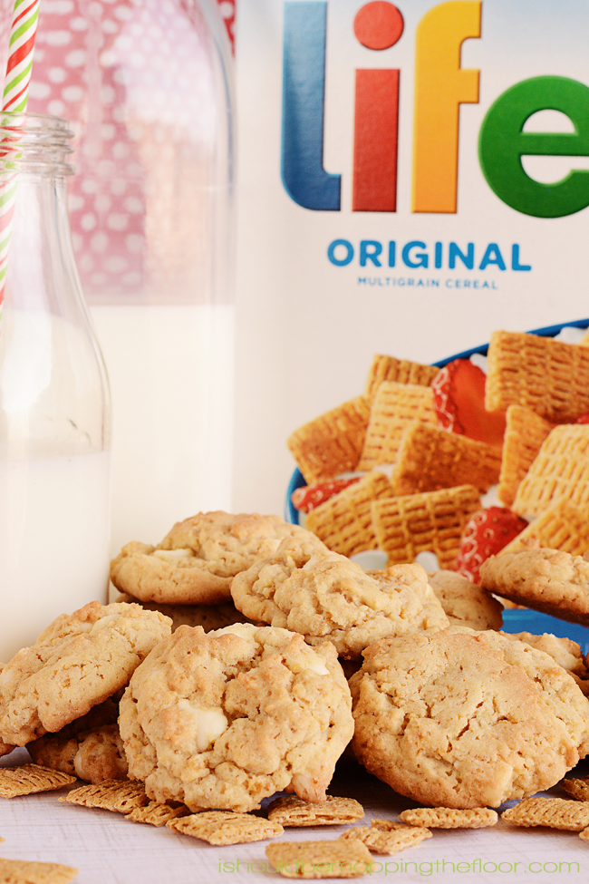 Life Cereal Cookies | i should be mopping the floor