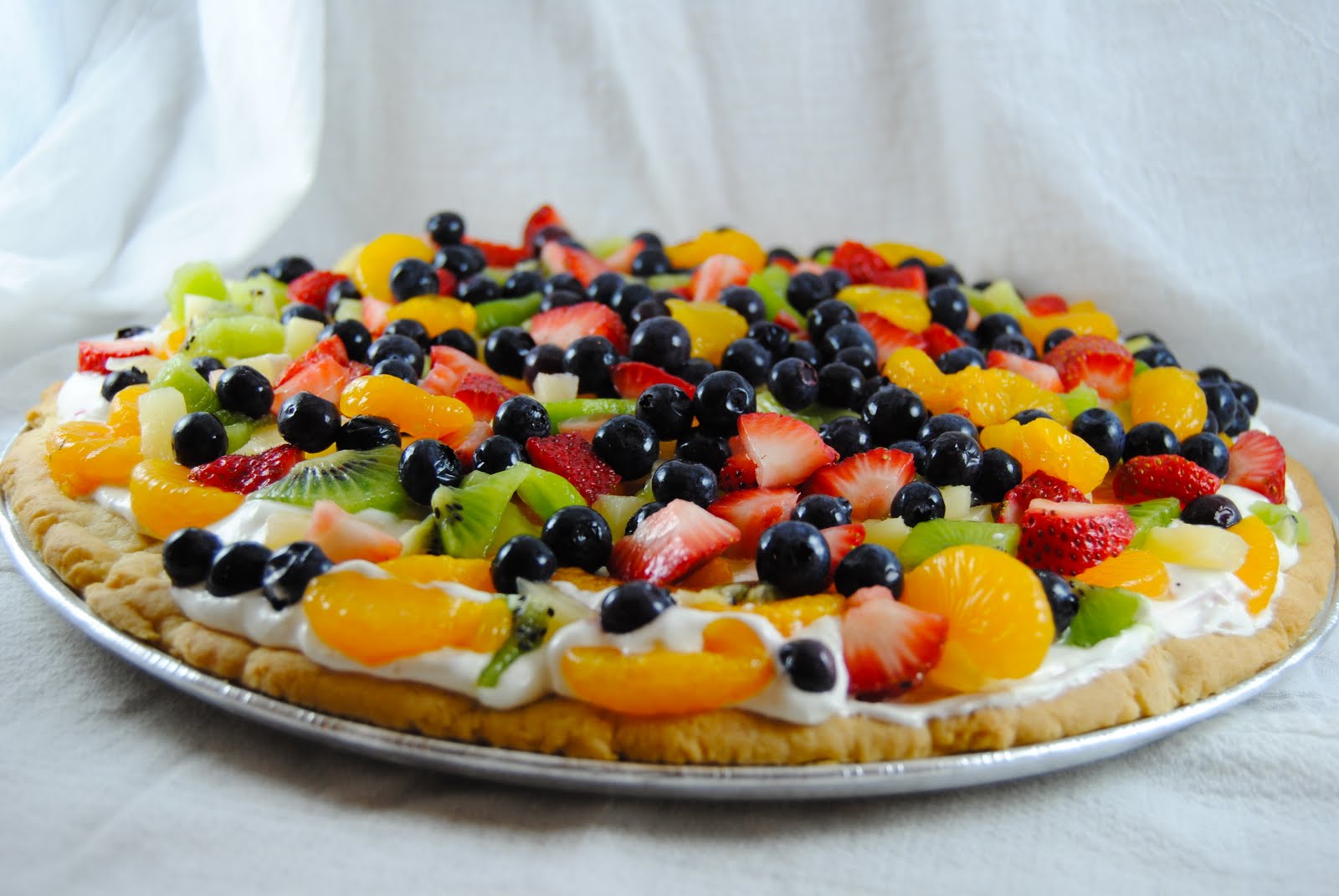 Honeydew You Love Me?: Fruit Pizza