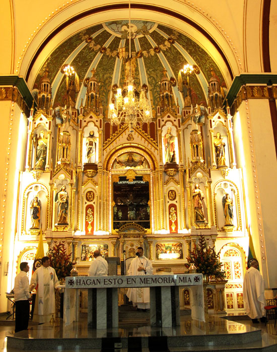 BASILICA DEL SEÑOR DE LOS MILAGROS DE BUGA