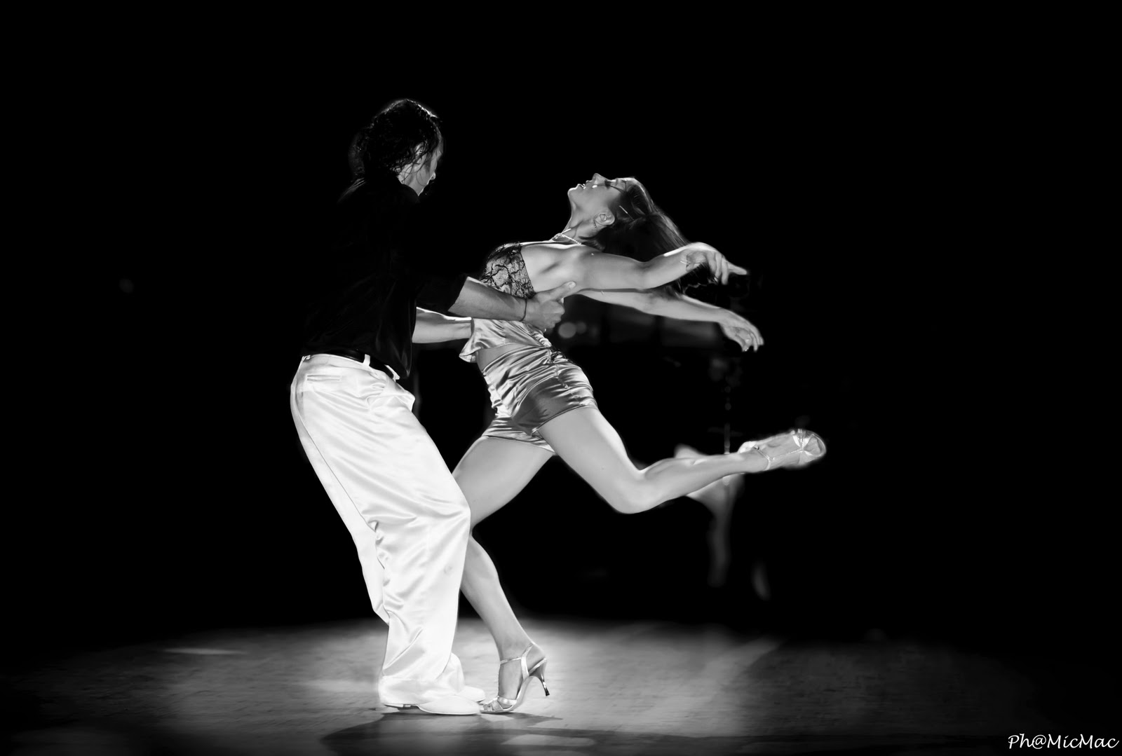 (Malta) Argentine Tango with Nathalie : SUN TANGO MILONGA