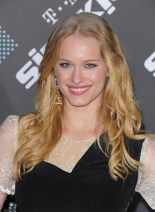 Mis estrellas mas bellas: Leven Rambín,una joya en CSI Miami (2)