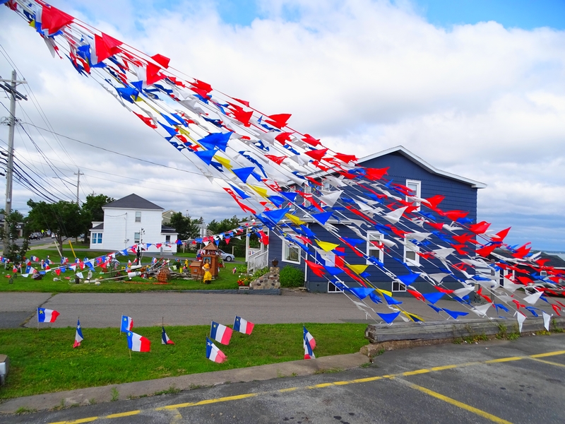 Du Tintamarre du 15 Août à Caraquet à notre arrivée à Fredericton