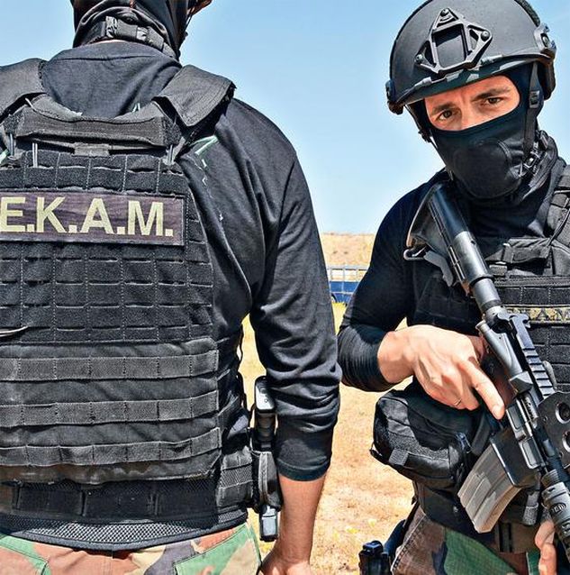 PoliceVoice: Αστυνομική επιχείρηση αστραπή! Συνέλαβαν στη Σπάρτη τους ...