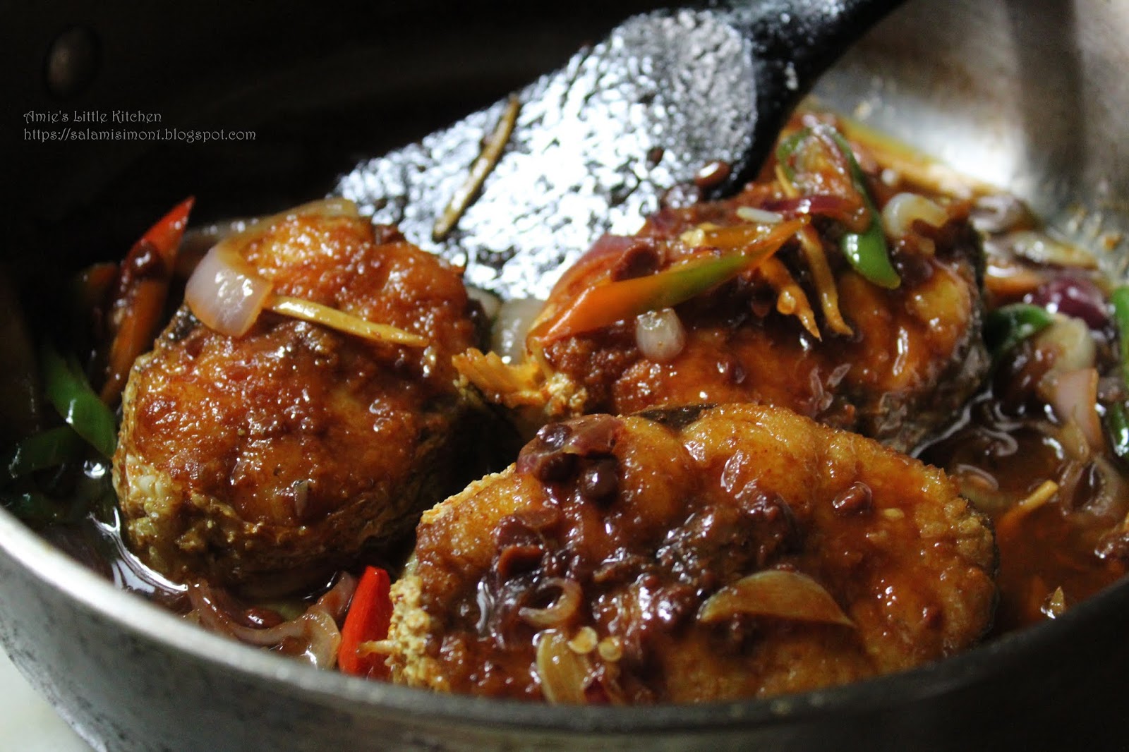 Ikan Masak Taucu - Amie's Little Kitchen