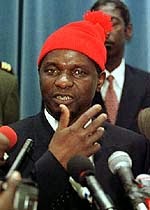 Conosaba do Porto: BIOGRAFIA: KUMBA YALÁ