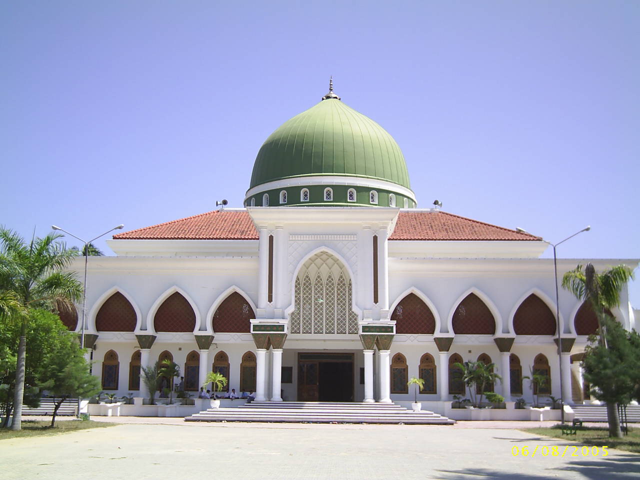 JALAN-JALAN KE SUMENEP, DARI WISATA KULINER, ALAM, HINGGA RELIGI ...