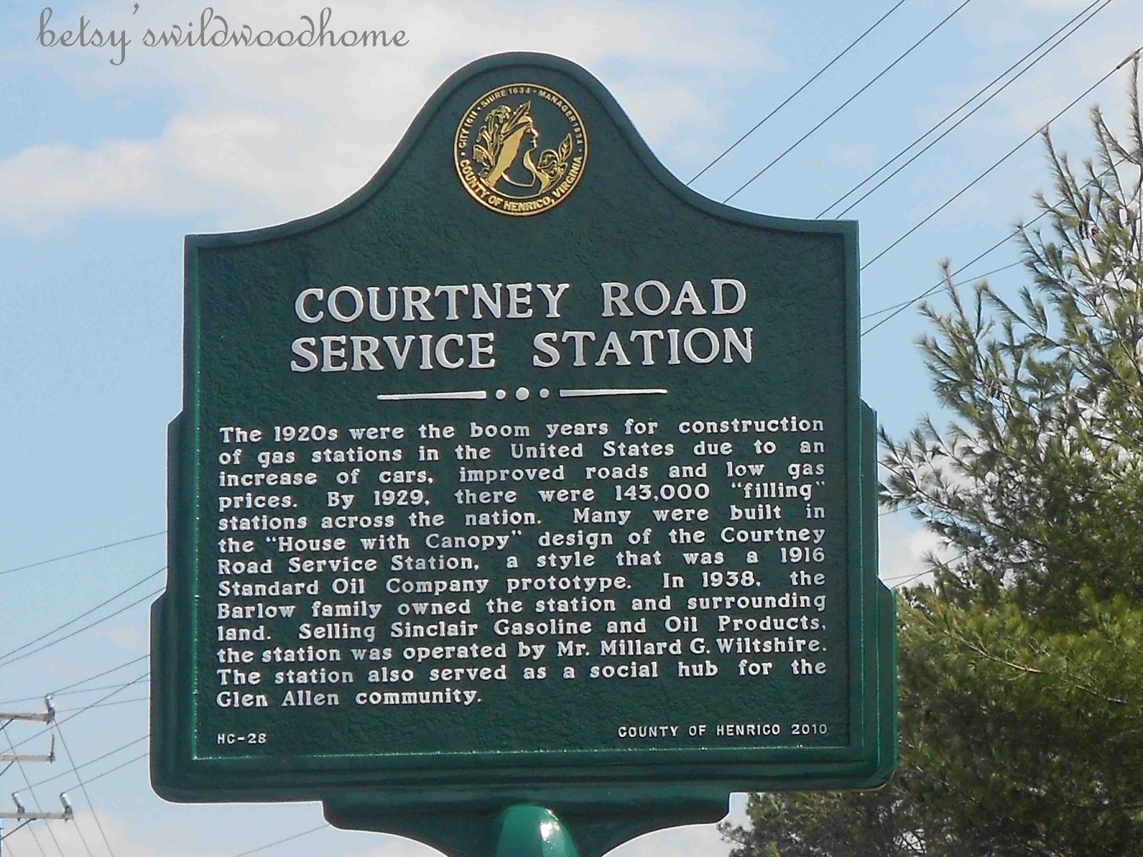 Betsy's Wildwood Home: Rural Filling Station