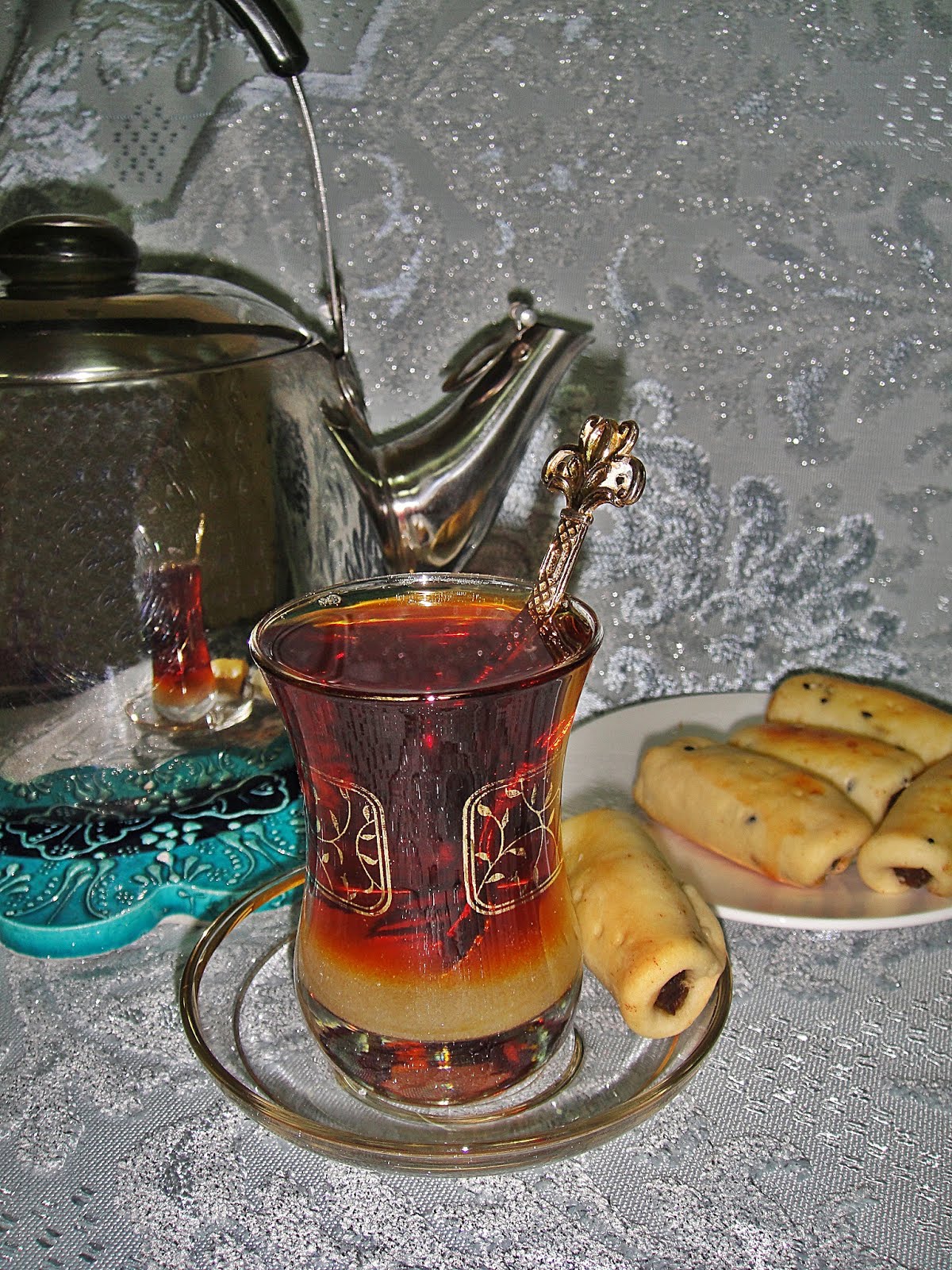 Maryam's Culinary Wonders: 305. Iraqi Tea: Chai Istikan