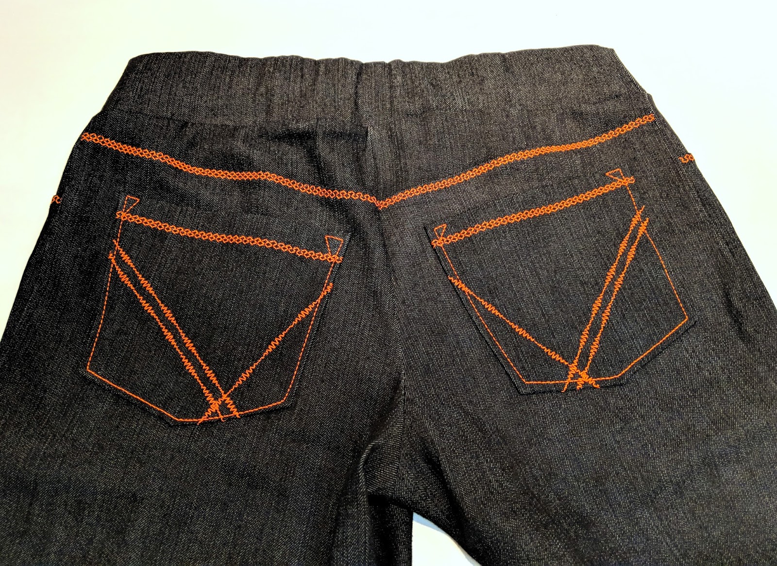 I believe I can sew...: A touch or orange - Jalie Eleonore and ...