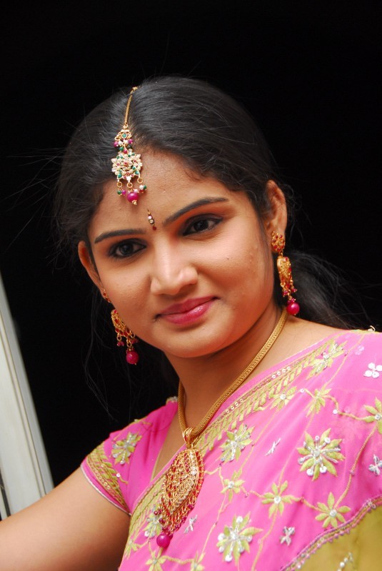 Actresses Hasini Portfolio Stills in Pink Saree For Telugu Movie ...