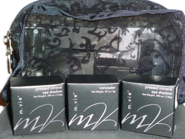 Beauty Parfait: Review: Midnight Velvet m.vie Mineral Makeup Beauty Parfait: Review: Midnight Velvet m.vie Mineral Makeup