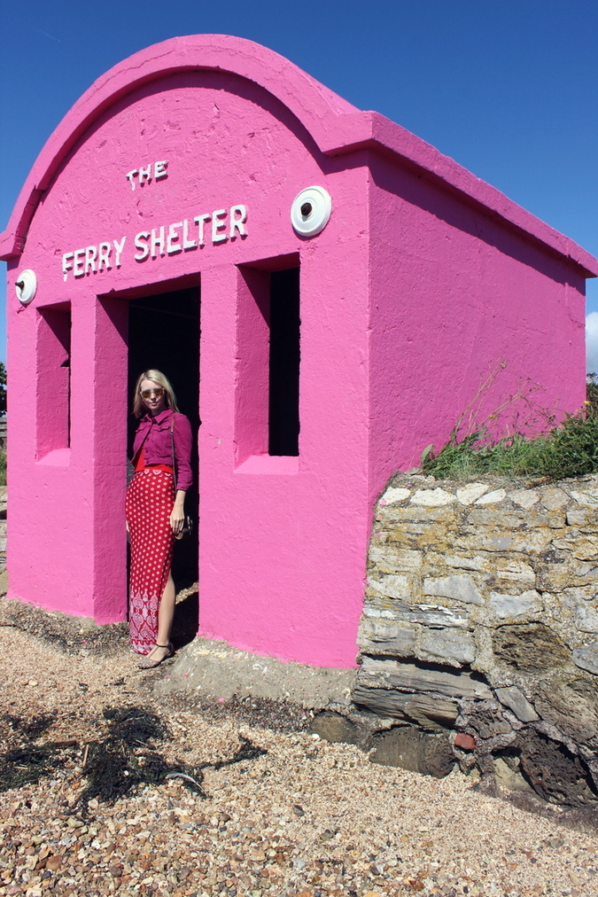 soinspo: UK travel: the Pink Hamble Ferry