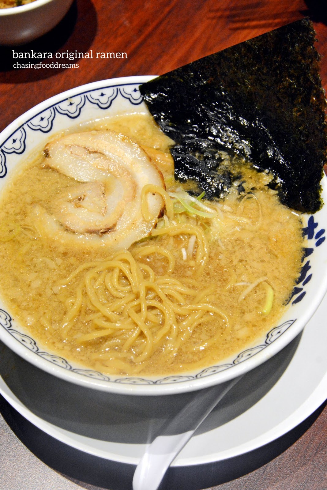 CHASING FOOD DREAMS: Bankara Ramen, Avenue K: Porcine Ramen Goodness