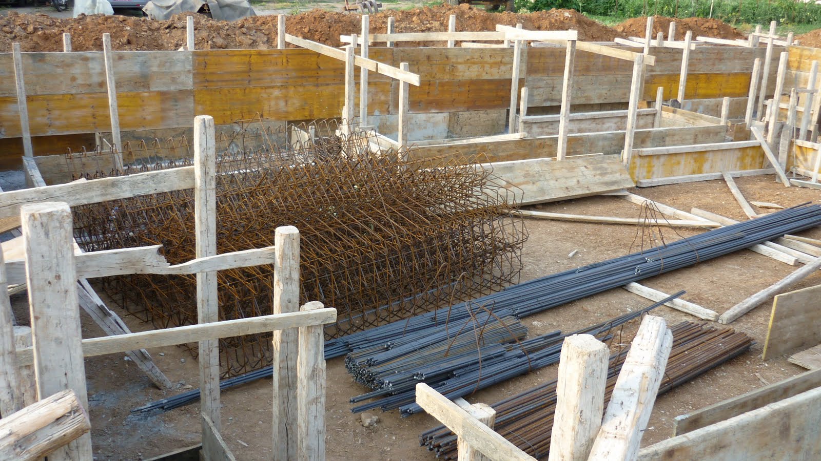 ΕΡΓΑΣΙΕΣ ΣΙΔΗΡΟΥ ΜΠΕΤΟΝ - KAΤΑΣΚΕΥΗ -ΤΟΠΟΘΕΤΗΣΗ