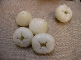 DIET WHAT IT REALLY MEANS!!!!!!!!: WHITE JAMUN (WAX JAMBU) FRUIT