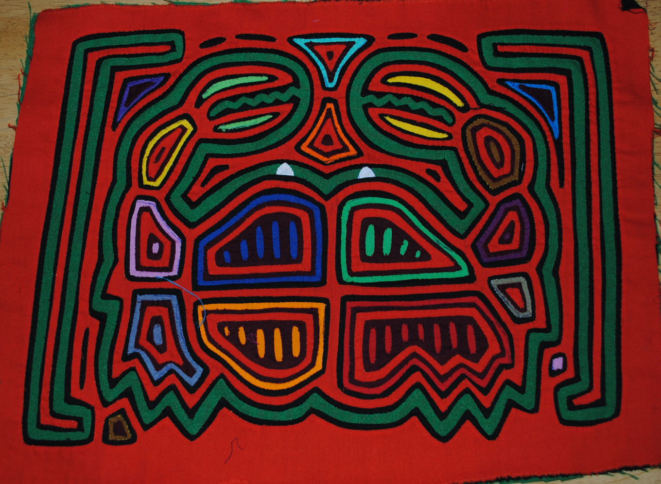 Koloni Accessories Colombia: What to do with Mola?