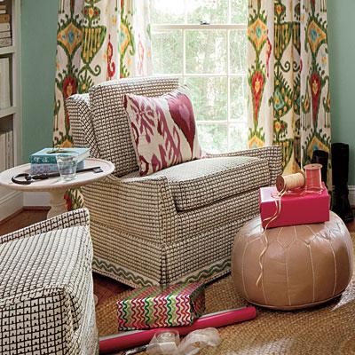 Ikat is Everywhere: Schue Love - Michaela Noelle Designs