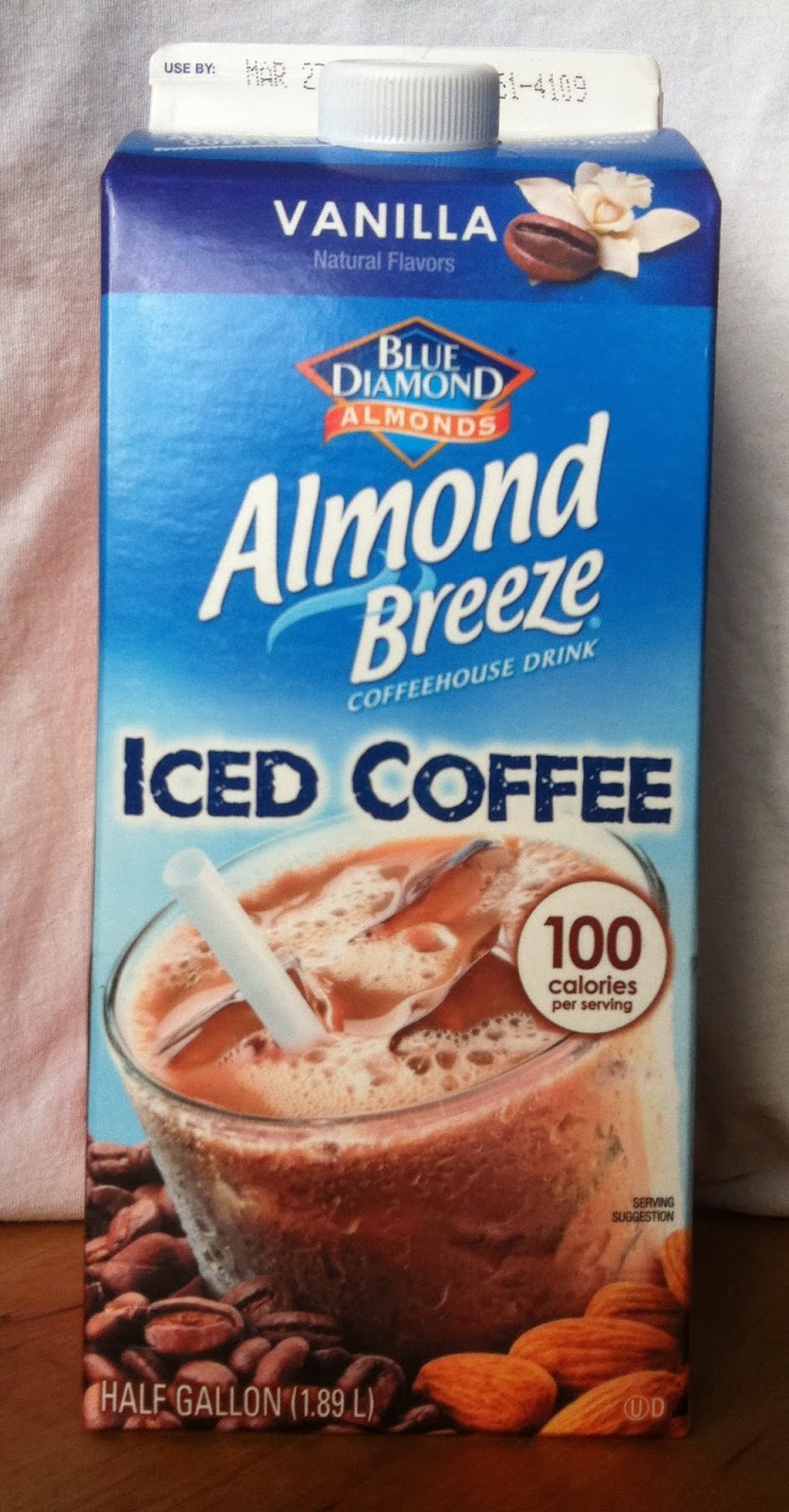Vegan Adjacent: Product Review: Almond Breeze Iced Coffee - Vanilla