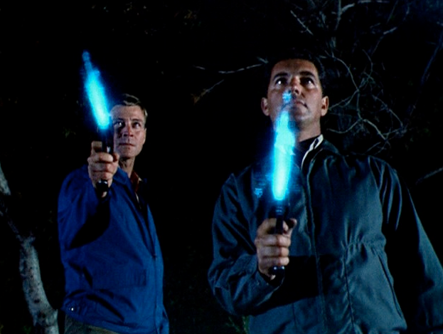 THE INVADERS: Episode 18: Condition: Red - 9/5/67