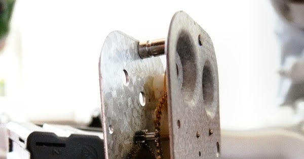 It's Not Pretty, But It Does The Job: Dualit 20245