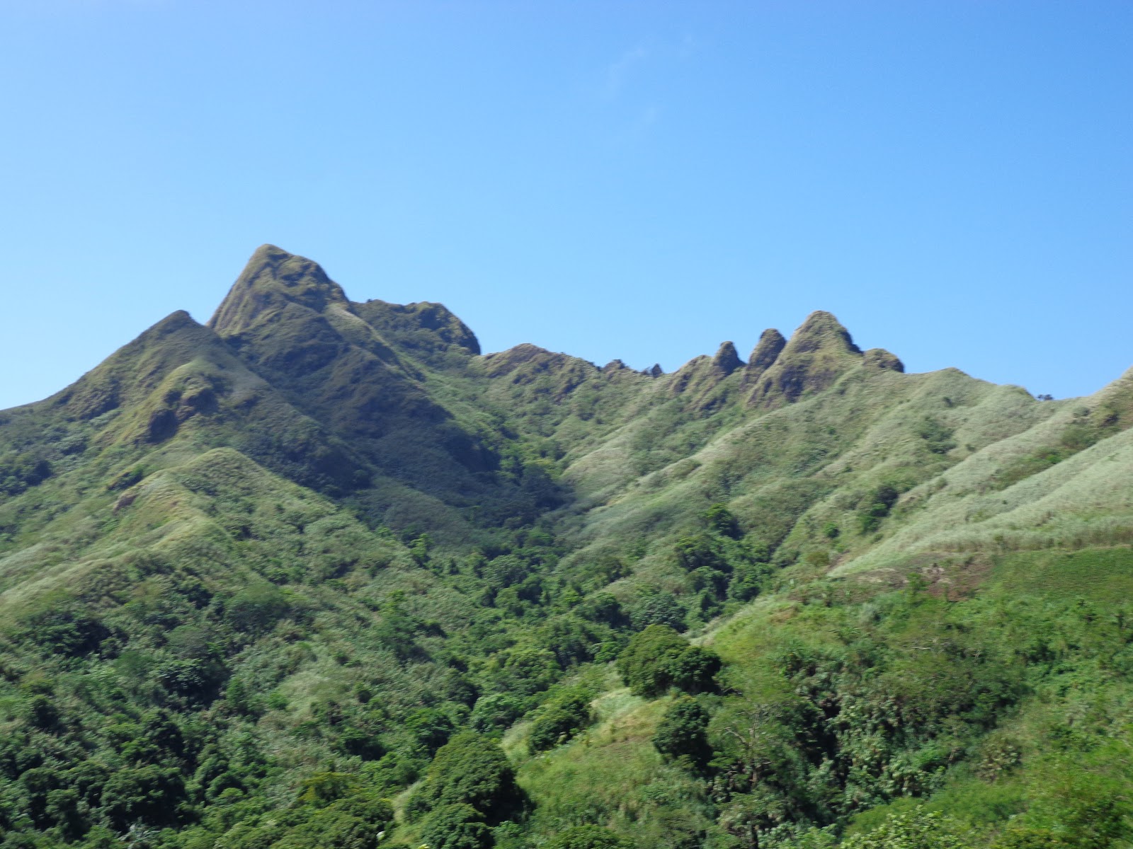 Conquering Mountains: Mt. Batulao - The Wandering Juan