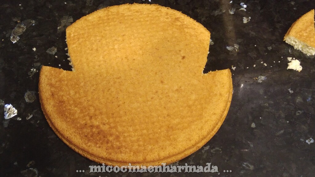 Mi cocina enharinada: PASTEL MUY MONO