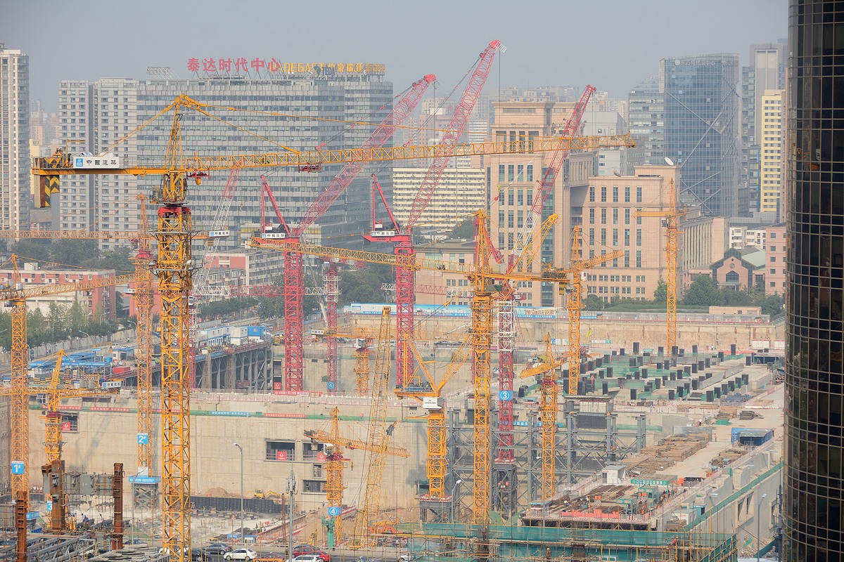 Tom and Margot's Adventures in Photography: Beijing Construction