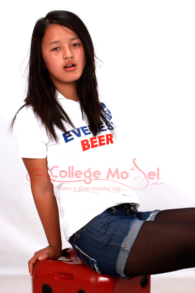 Nepali Keti Anisha Limbunepali Model Anisha Limbu Nepali Ketinepali Modelnepali Maiya Haru