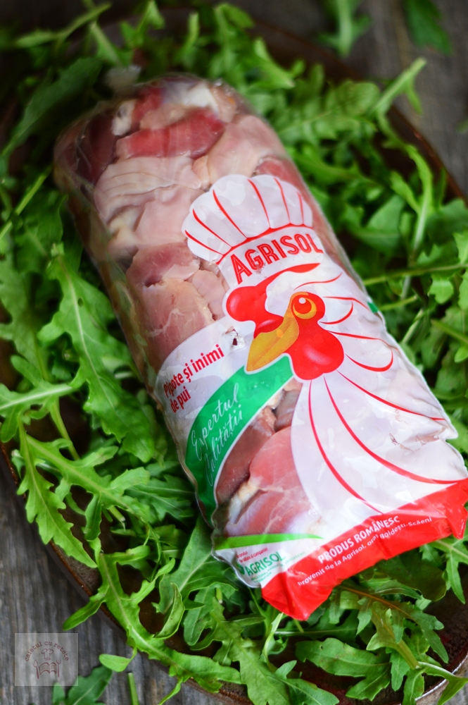 Ciulama cu pipote si inimi de pui - CAIETUL CU RETETE