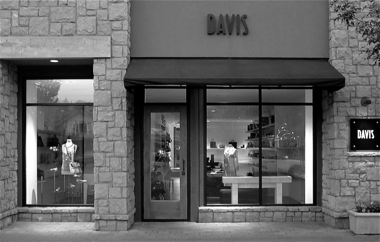 Christopher RAEBURN: DAVIS store, Ketchum, Idaho.