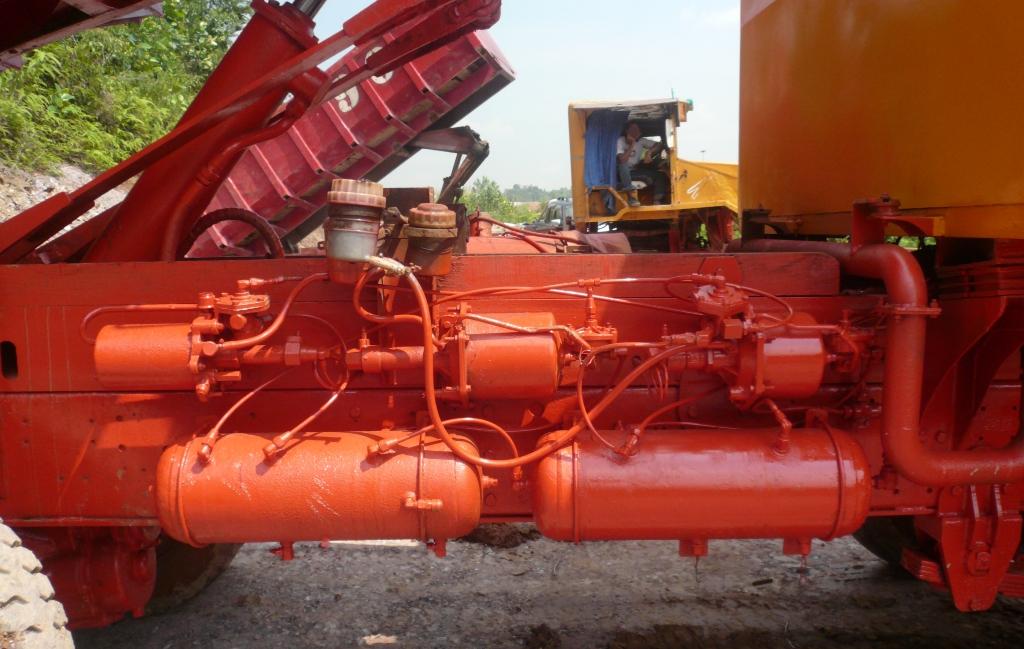 Sheng Weng Heavy Equipment & Parts Trading.: Used Lorry Hantu For Sale.