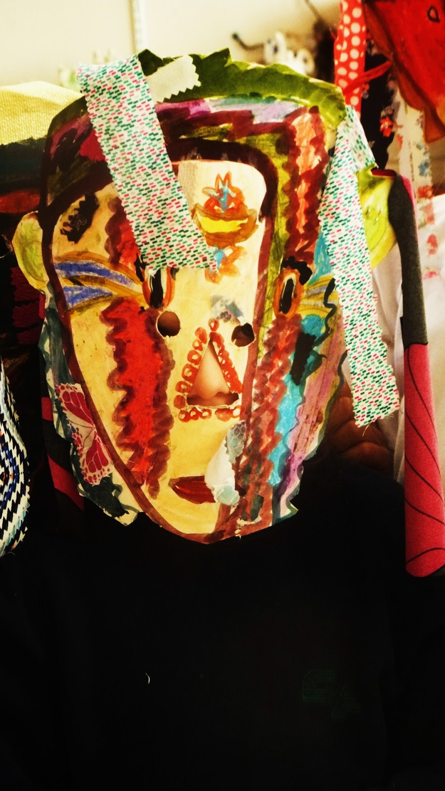 *In het atelier: Maskers