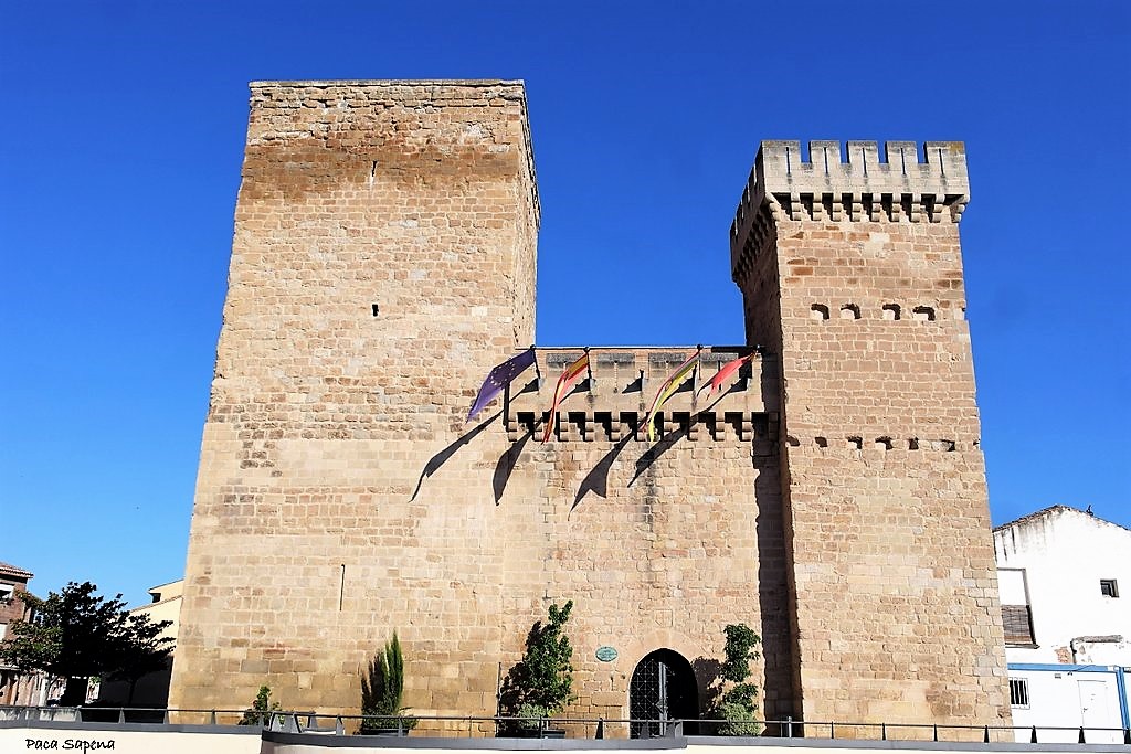 La Rioja de la A a la Z: BOCATA DE JAMÓN SERRANO Y UN PASEO POR AGONCILLO