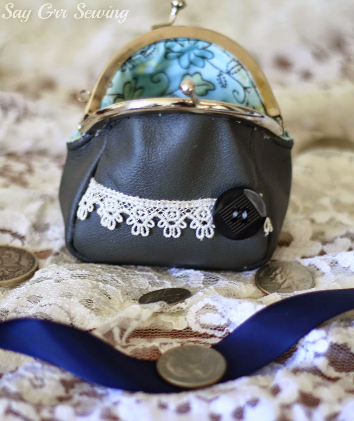 Say Grr Sewing: Leather And Lace Coin Purse