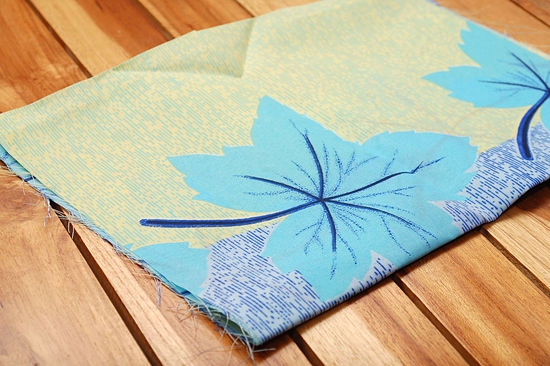 HOUSEWIVES: HOW TO MAKE A HANDKERCHIEF