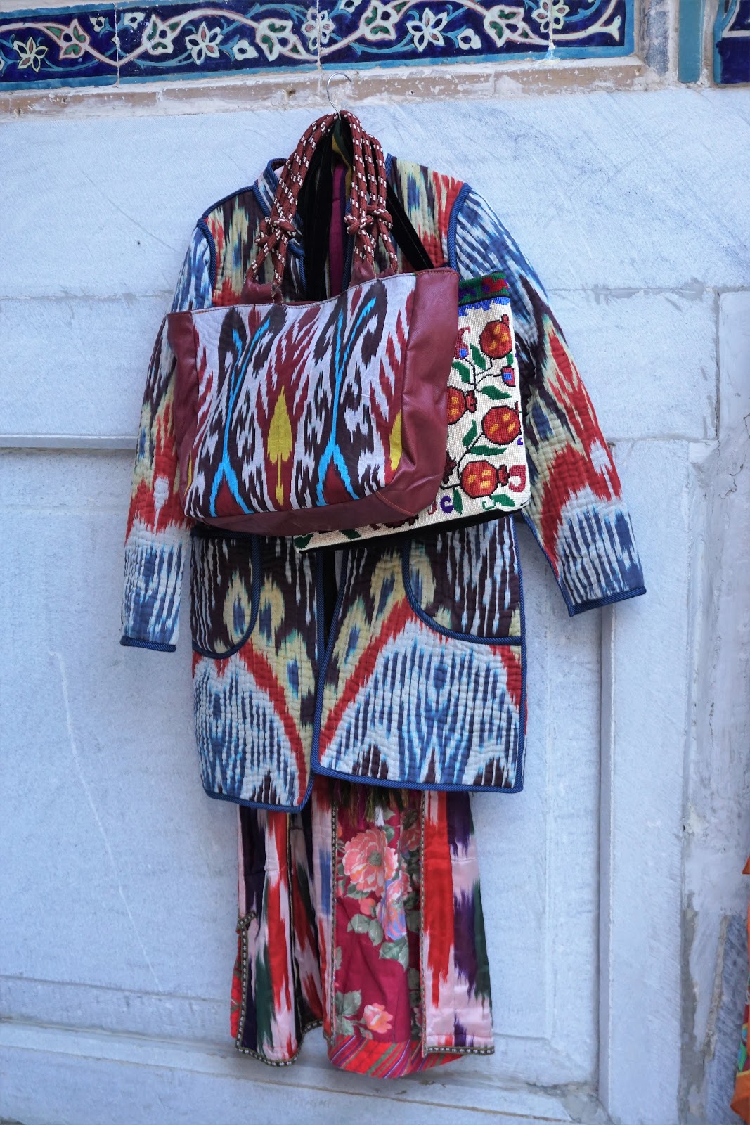 Souvenir Chronicles: SAMARKAND, UZBEKISTAN: MAGNIFICENT REGISTAN SQUARE