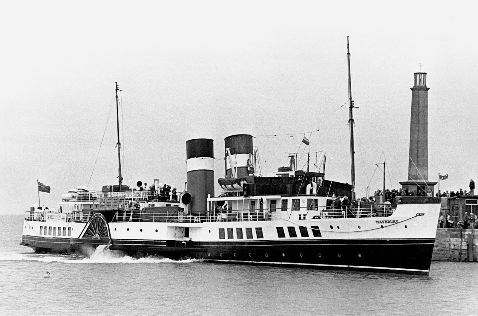 thanetonline: Pictures of Paddle Steamers Click to Enlarge