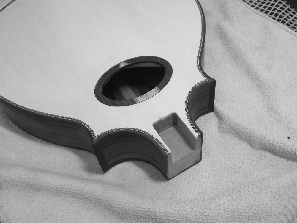 A Luthier's Blog: Fitting a mandolin neck... and more!