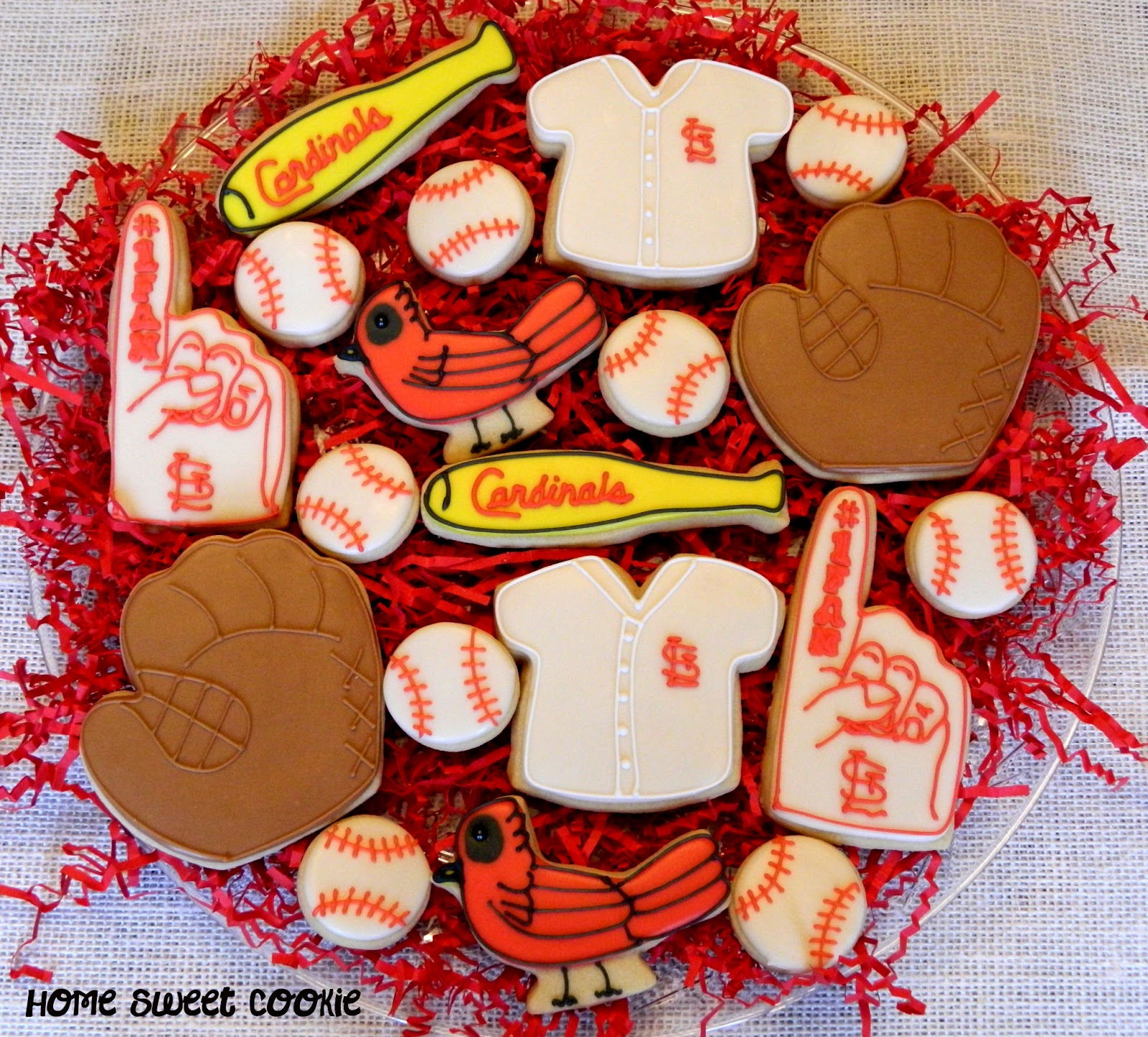 Home Sweet Cookie: St. Louis Cardinals Cookies