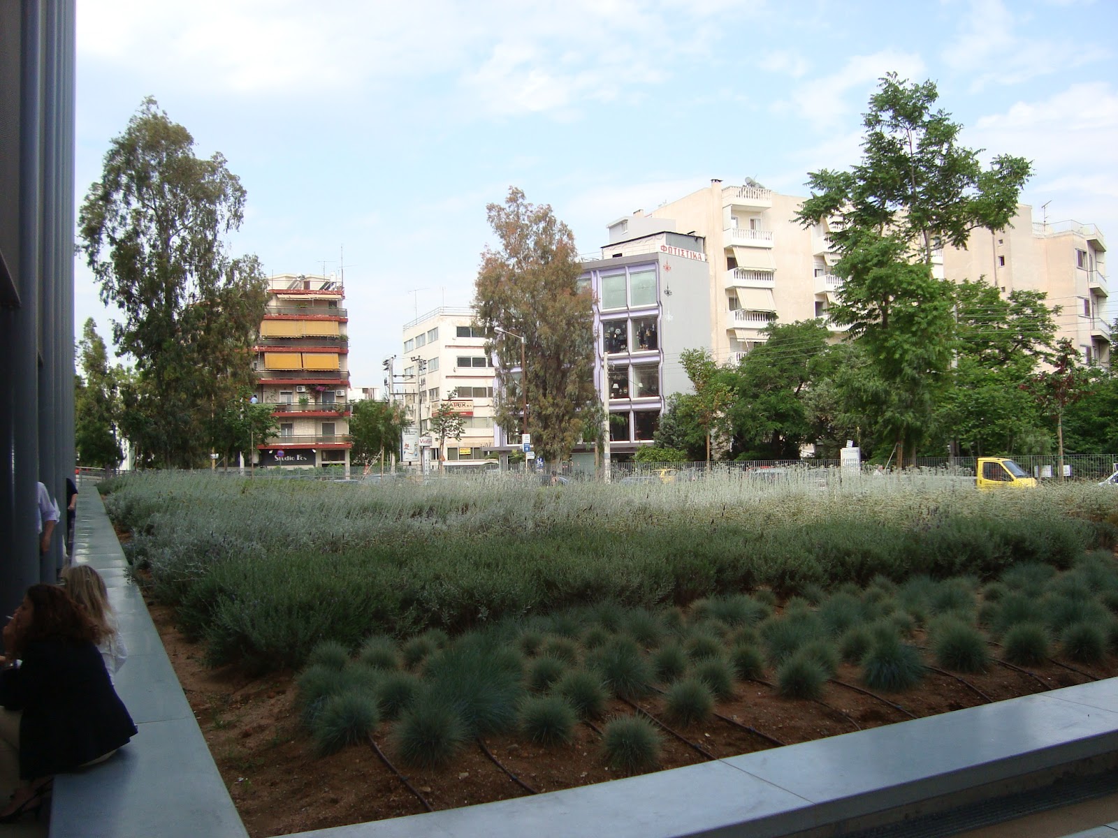 ΤΑΡΑΤΣΟΚΗΠΟΣ...Ο ΚΗΠΟΣ ΤΩΝ ΠΟΛΕΩΝ: Γιατί φυτεμένο δώμα?