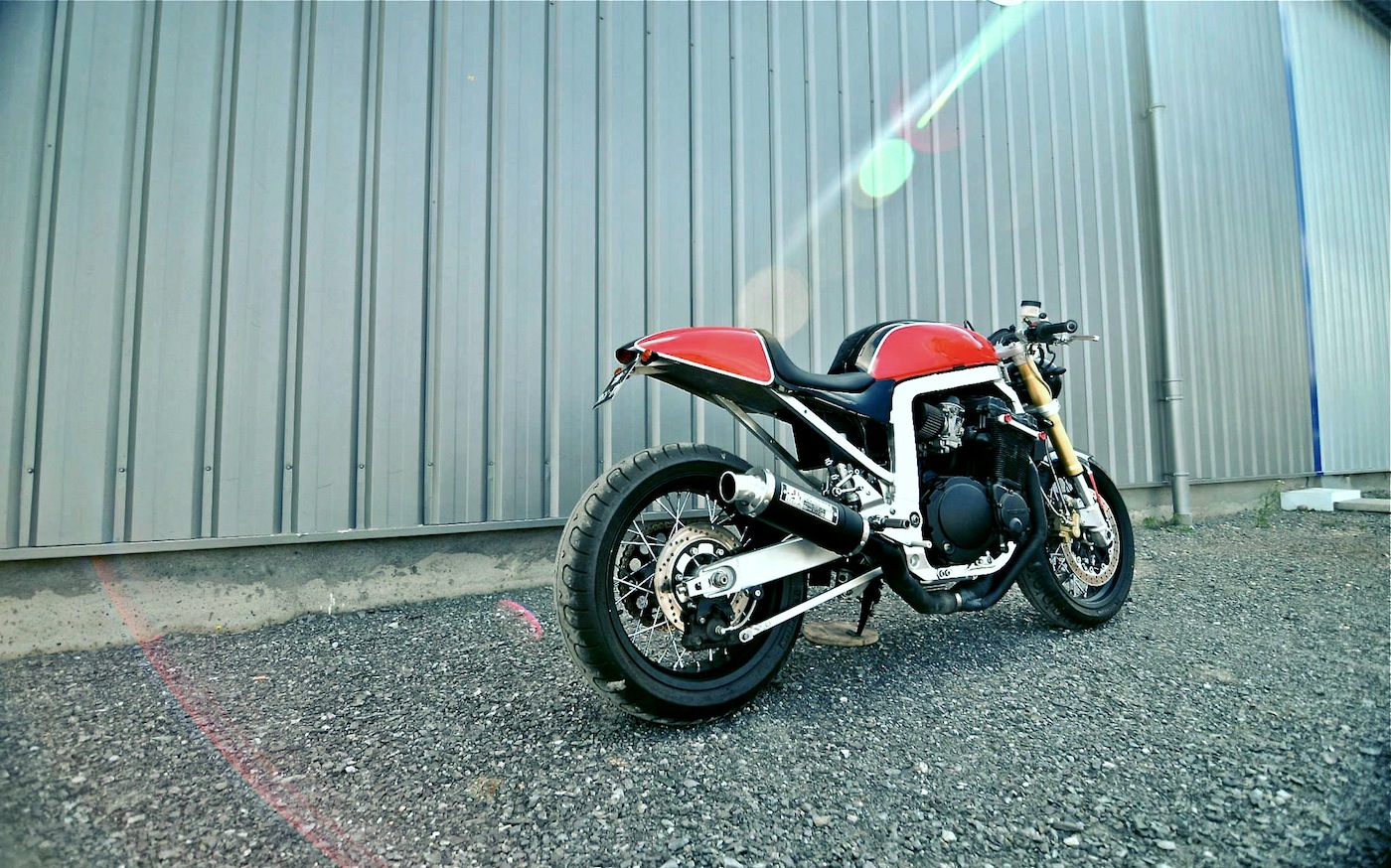 Gixxer Cafe Racer by FCR - Inazuma café racer