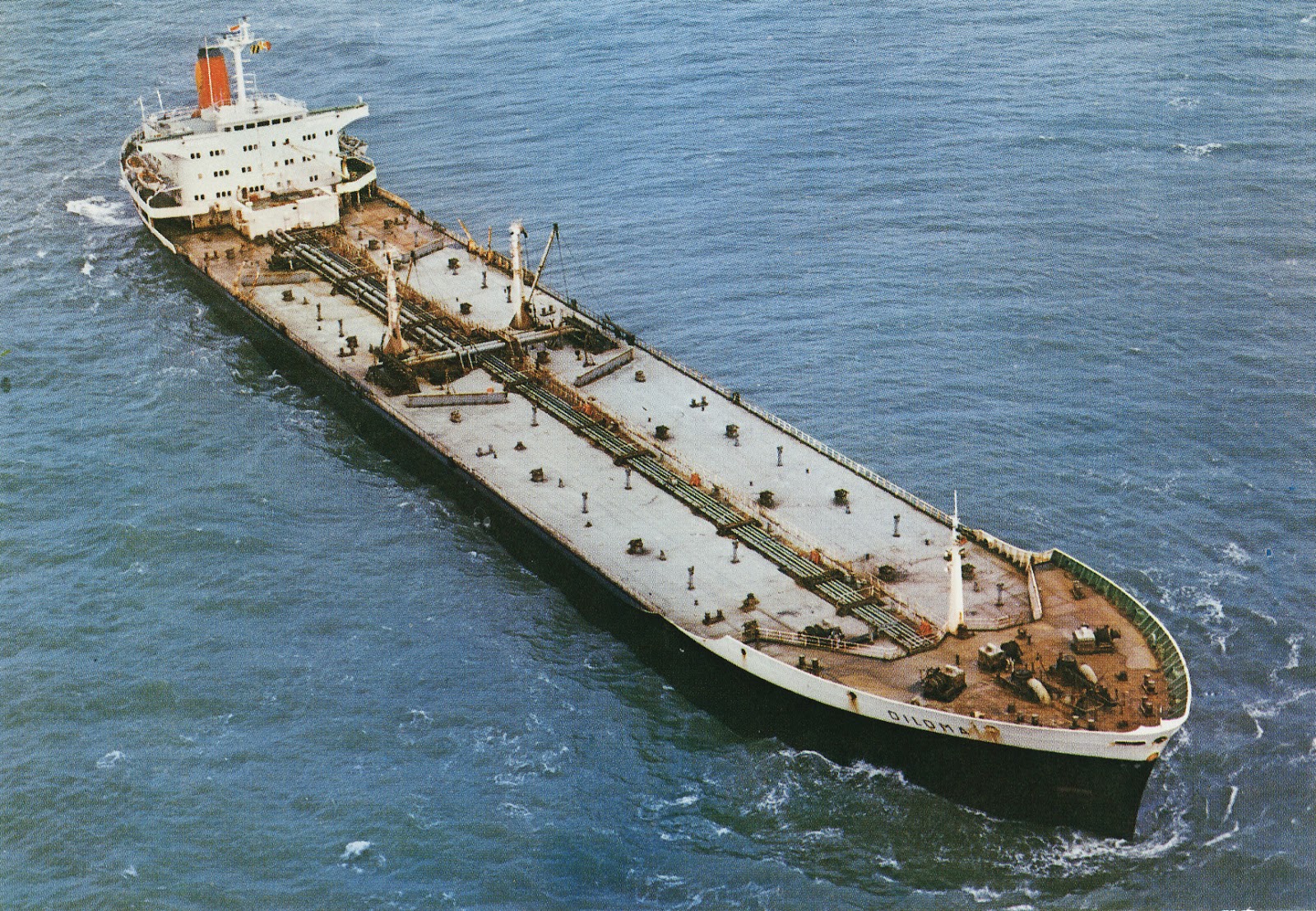 'ZIEN EN WETEN': SHELL TANKERS B.V. SCHEPEN, NAMEN ETC. (DEEL 4)