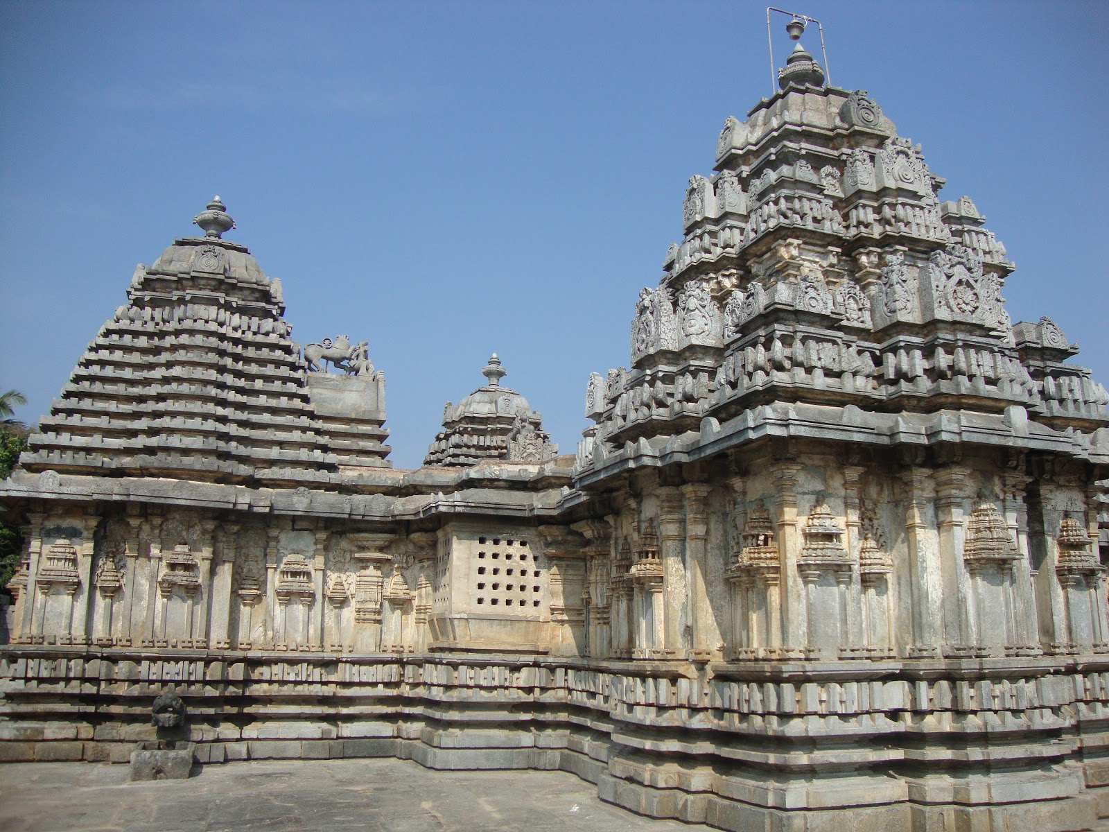 Temples of Hoysalas : Lakshmi Devi Temple.Doddagaddavalli