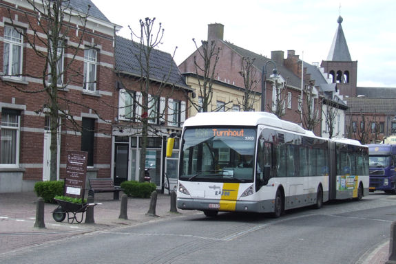 Random streets: Baarle-Nassau, Netherlands... or Baarle-Hertog, Belgium