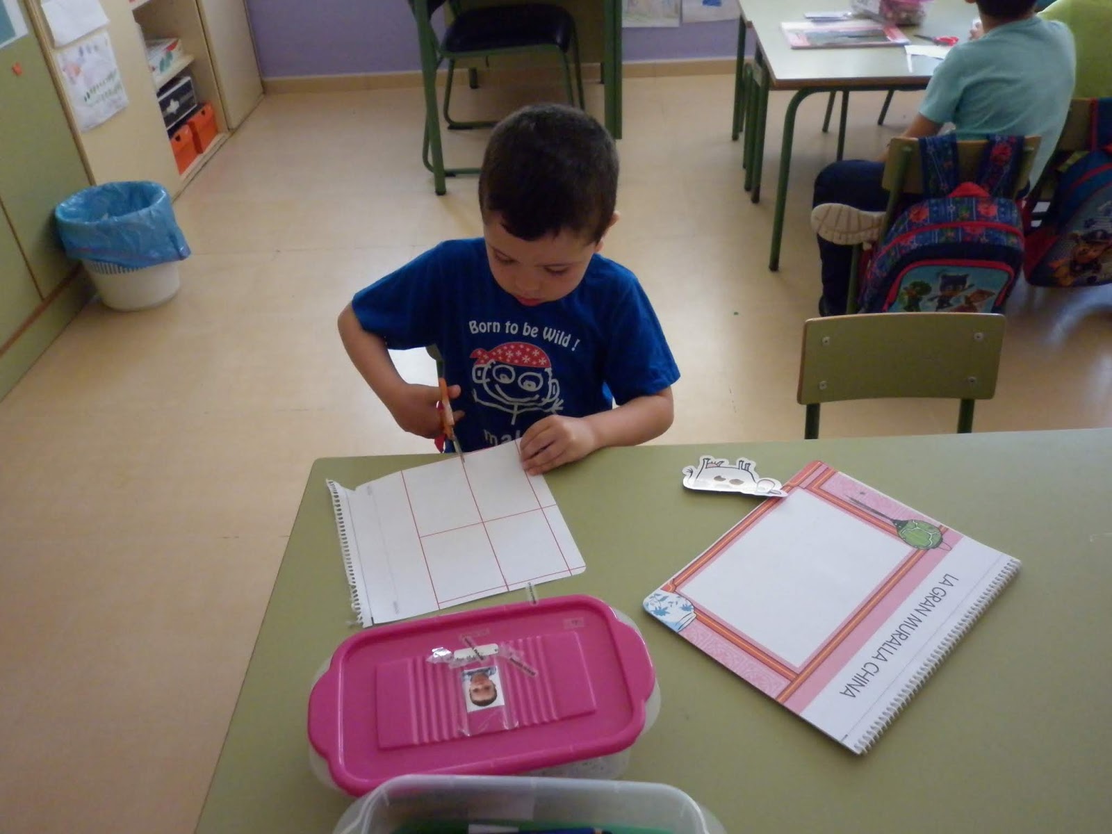 Maestra de infantil: Recorta y pega