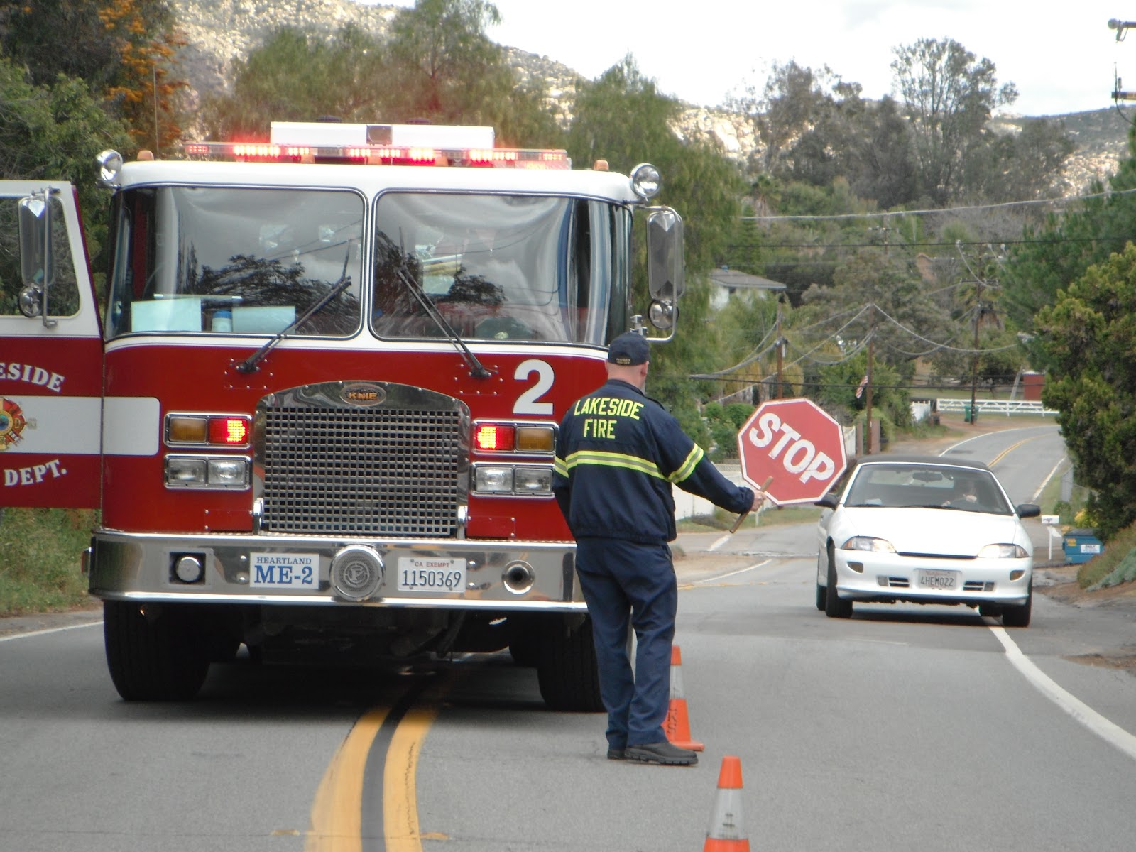 Lakeside Fire District: Lakeside Engine 2 Responds To Power Lines Down