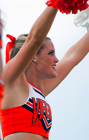 The Conservative Wahoo: The Hammer's First Annual Cheerleader Review