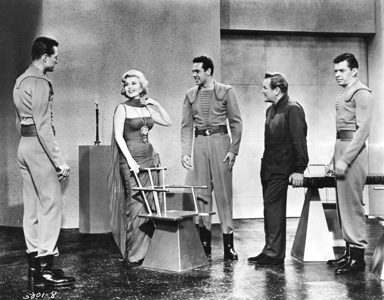 Laura's Miscellaneous Musings: Tonight's Movie: Queen of Outer Space ...