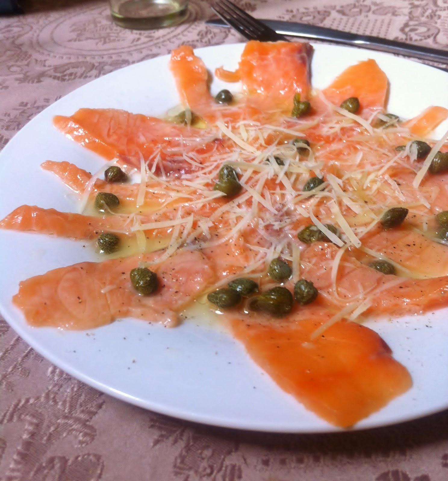 La Chef Frustrada: FÁCIL, RICO Y BONITO:CARPACCIO DE SALMON